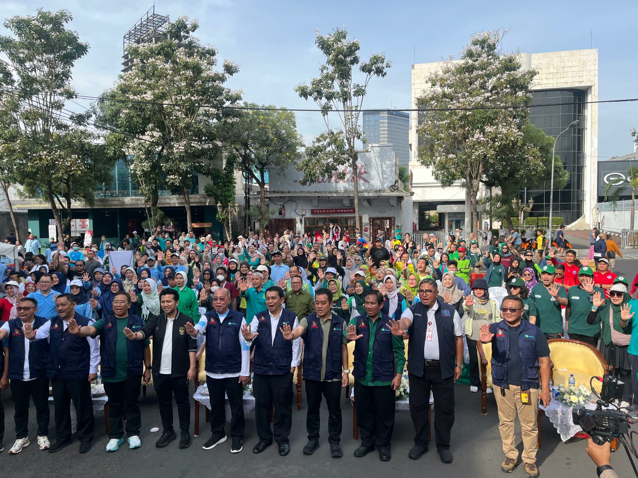 Kampanye TOSS TBC di CFD Tunjungan, Pemerintah Ajak Hilangkan Stigma ...