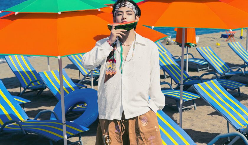 V BTS Artis K-pop yang Paling Ingin Dilihat di Majalah - Suara Surabaya