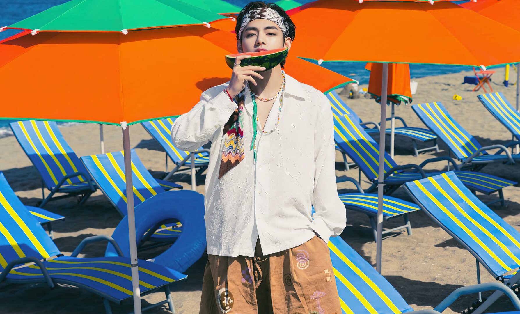 V BTS Artis K-pop yang Paling Ingin Dilihat di Majalah - Suara Surabaya