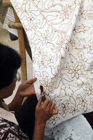 Memperkenalkan Batik Tegal di Kota Pahlawan – Suara Surabaya