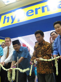 Pejabat Pemkot dan Ketua DPRD Surabaya Buka Hypermart – Suara Surabaya